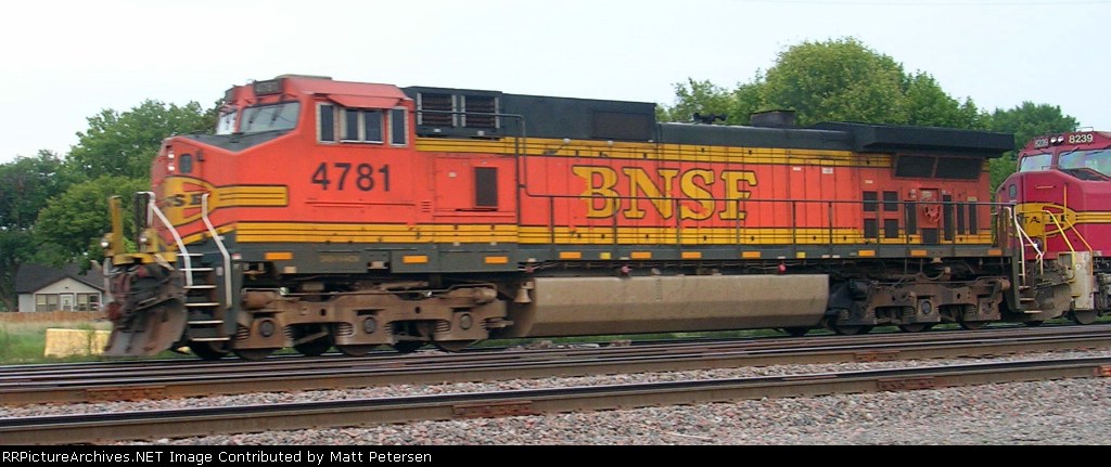 BNSF 4781